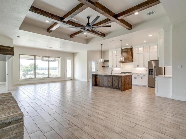 1221 Crown Valley Drive