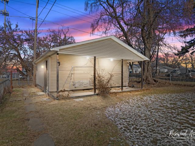 1221 E Chestnut St, Kankakee, IL 60901 | MLS #12546 | Compass