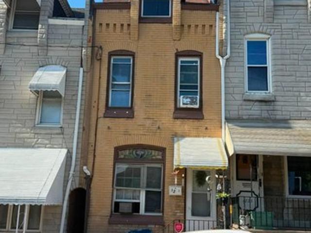 1221 Elm St, Reading, PA 19604