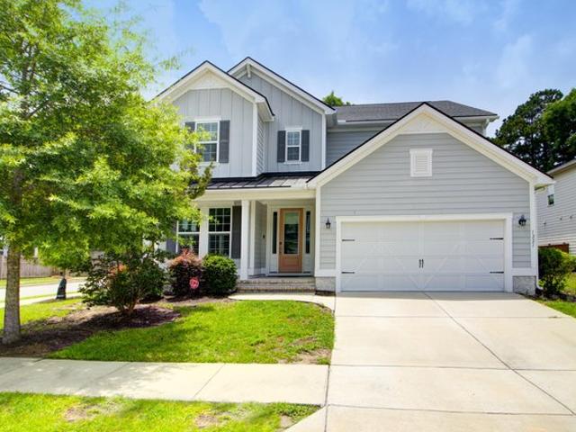 1221 Gannett Rd, Mount Pleasant, SC 29464