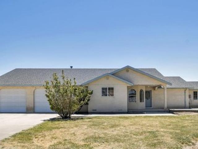 1221 Golden Park Way, Fallon, NV 89406