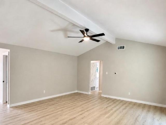 1221 Greenway Drive
