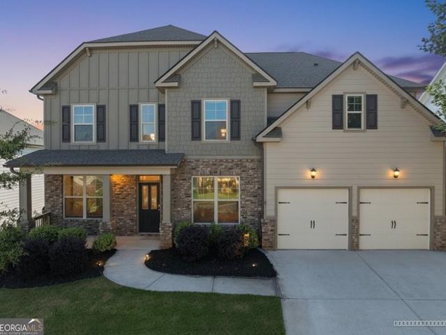 1221 Hawthorne Cir, Madison, GA 30650