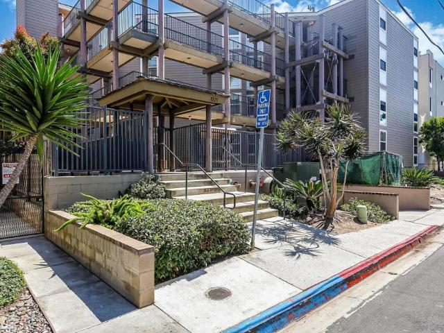 1221 Parker Pl Unit 6
