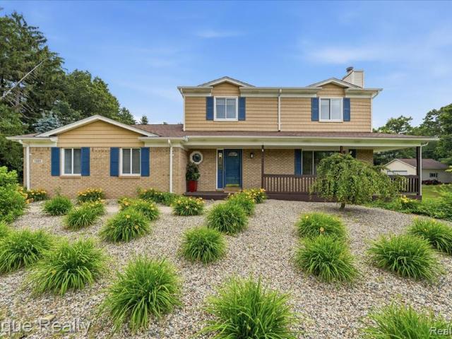 1221 Rhodes Road