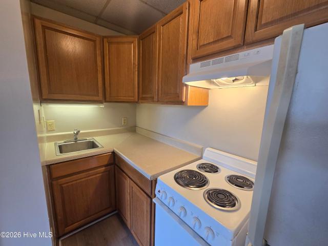 1221 Riverside Avenue # 407