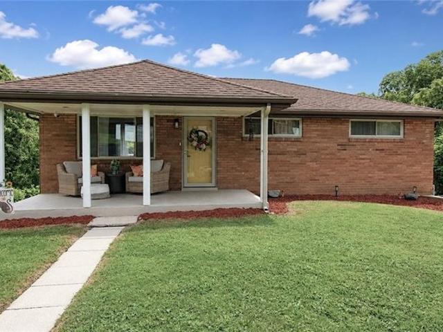 1221 Robbie Dr, Irwin, PA 15642
