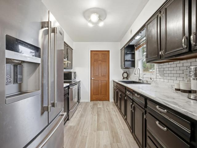 1221 Roosevelt Avenue