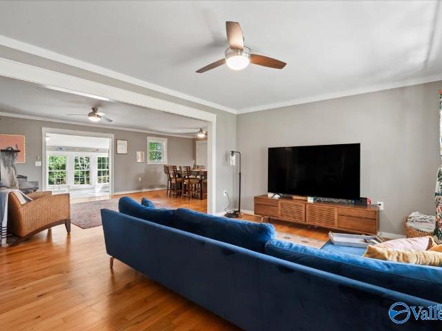 1221 Sheraton Road SW