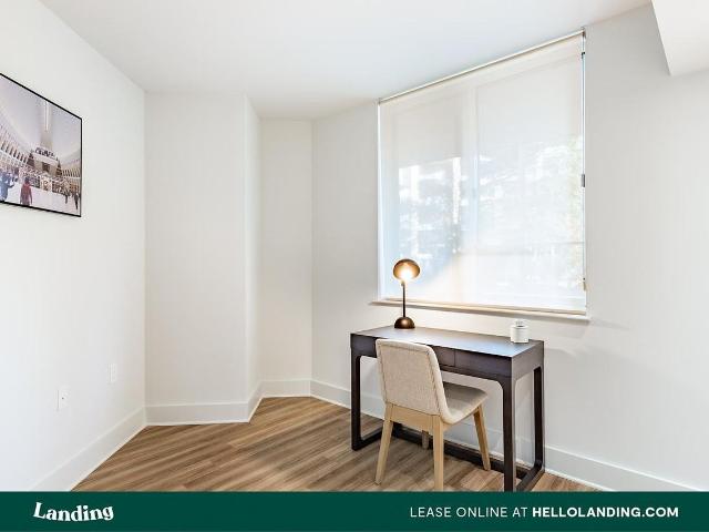 1221 South Eads St 1 Bedroom Apartment for Rent at 1221 S Eads St, Arlington, VA 22202 Crystal City Shops