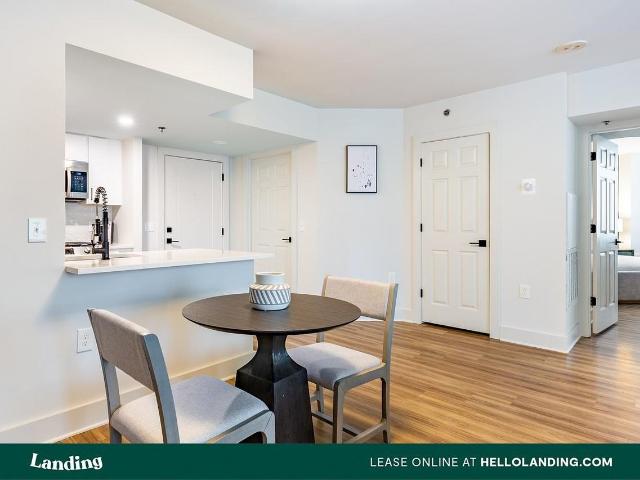 1221 South Eads St 2 Bedroom Apartment for Rent at 1221 S Eads St, Arlington, VA 22202 Crystal City Shops