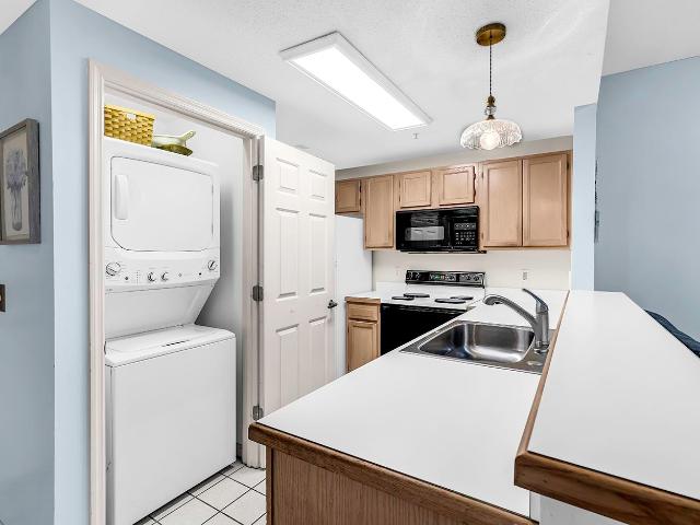 1221 Tidewater Dr. 2012