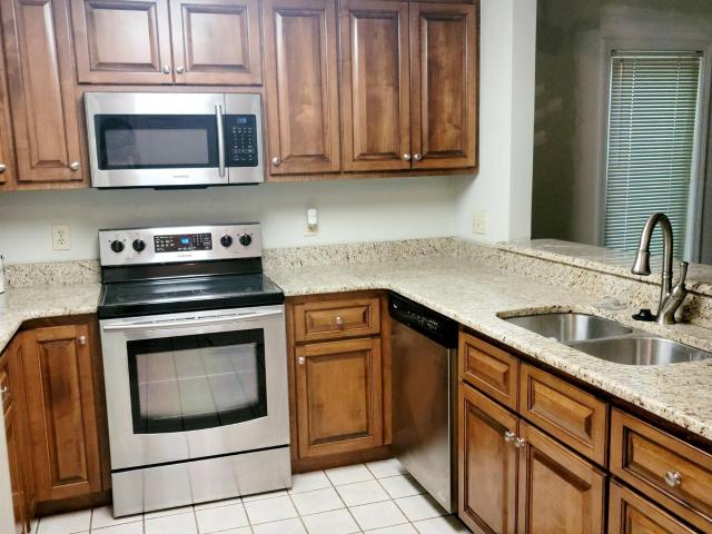 1221 Tidewater Dr. Unit 313