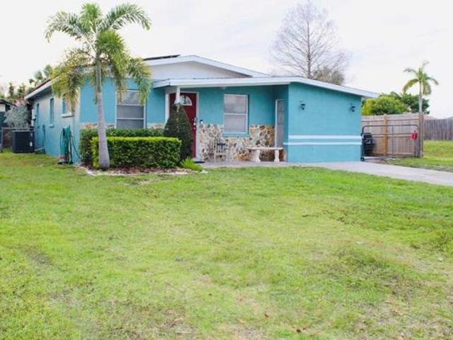 1221 22nd Ave W, Palmetto, FL 34221