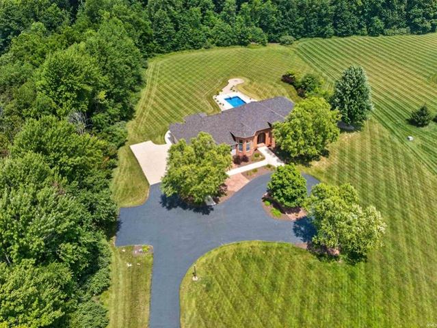 12223 Leo Rd, Fort Wayne, IN 46845