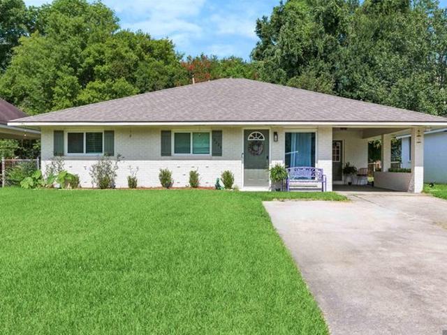 12223 Palmyra Dr, Baton Rouge, LA 70807