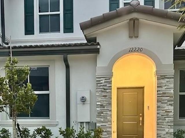 12220 NW 23rd Ct Unit 12220, Miami, FL 33167