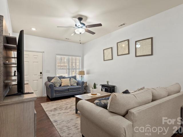 12221 Whiteside Dr, Charlotte, NC 28278 | MLS #4360