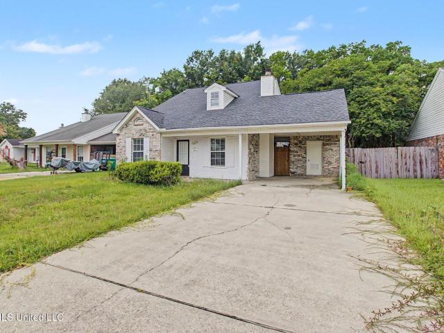 12221 Breezeway Circle