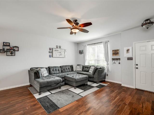 12221 Buzz Schneider Ln