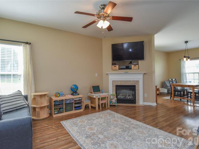 12222 Stratfield Place Circle
