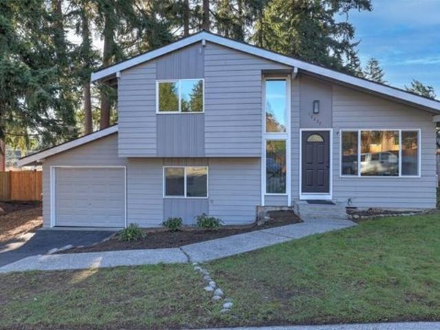 12227 NE 137th Pl, Kirkland, WA 98034