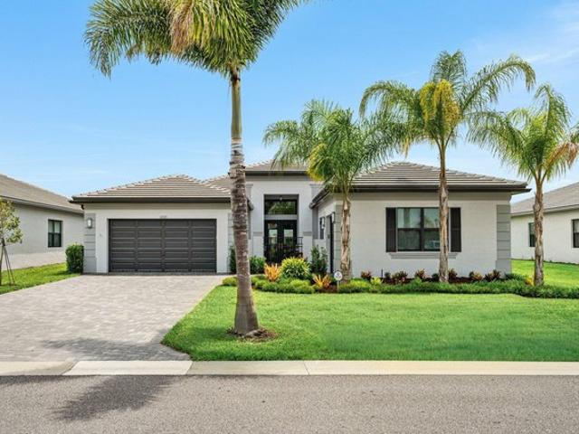 12225 SW Saltwater Dr, Port Saint Lucie, FL 34987