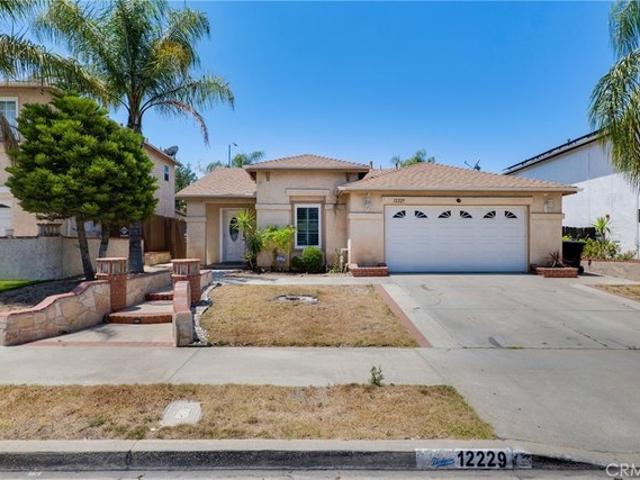 12229 Canyon Hill Ave, Sylmar, CA 91342
