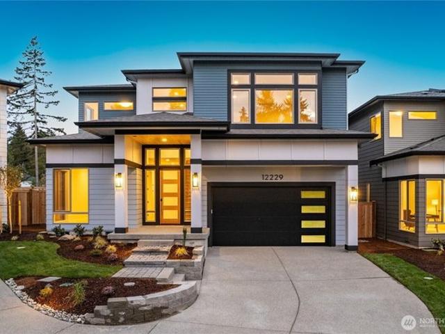 12229 NE 106th St, Kirkland, WA 98033