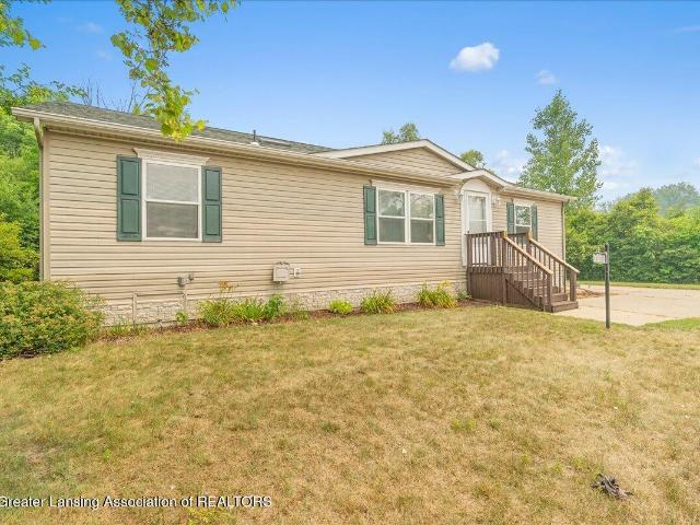 1222 Maple Leaf Court