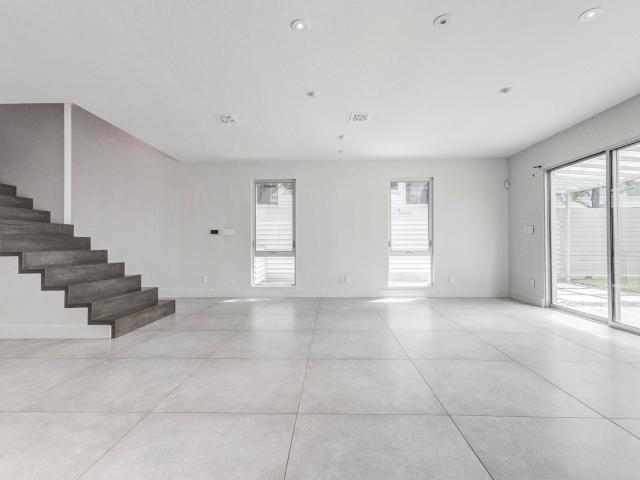 1222 Marconi Street