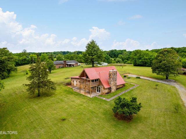1222 Mini Huskey Rd