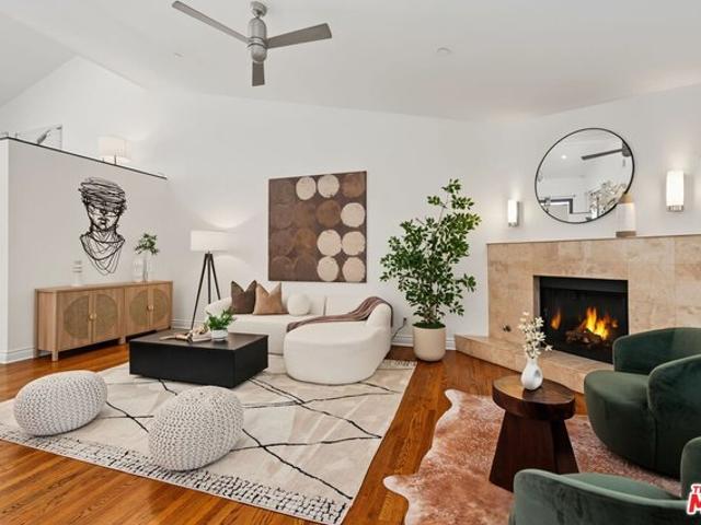 1222 N Kings Rd Apt 8, West Hollywood, CA 90069