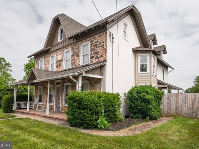 1222 Bethel Church Rd, Spring City, PA 19475