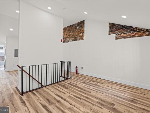 1222 Chancellor Street # 3 THIRD FLOOR