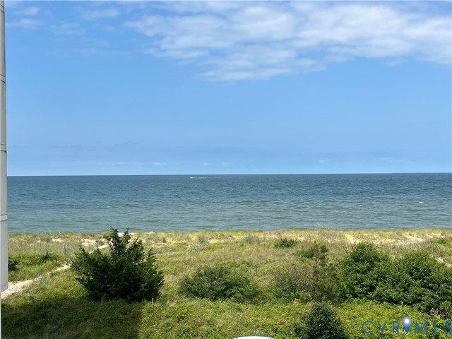 1222 E Ocean View Ave Apt 304, Norfolk, VA 23503