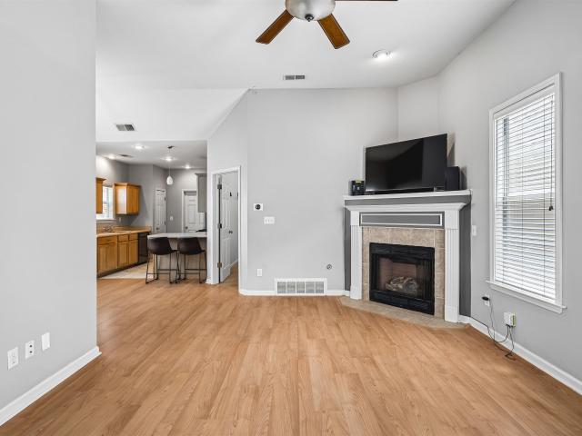 1222 isle bay dr