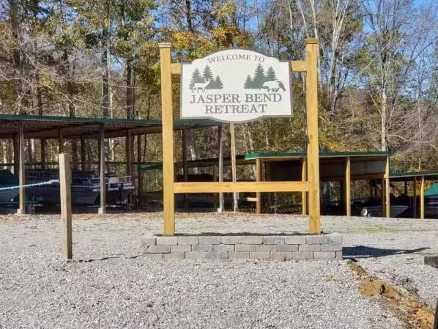 1222 JASPER LAKE DR, BURNSIDE, KY 42519 Single Family Residenc.