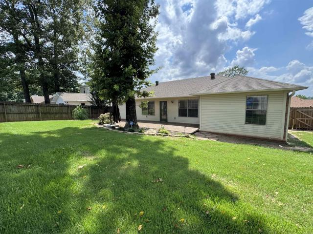 1222 Pinnacle Dr