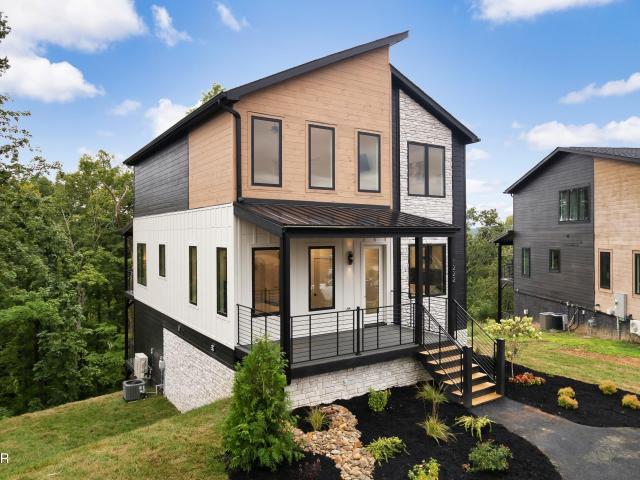 1222 Reedmont Way