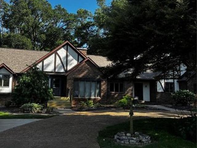 1222 Ridge Prairie Ln, Collinsville, IL 62234