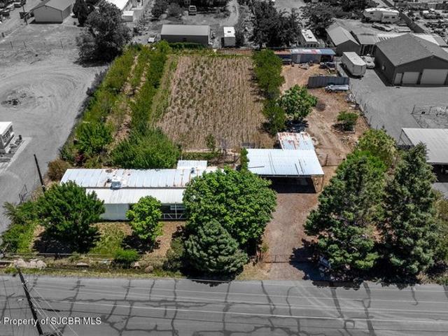 1222 S Bluffview Ave, Farmington, NM 87401