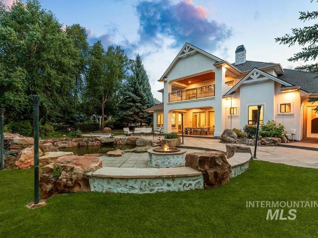 1222 S Lake Pointe Way