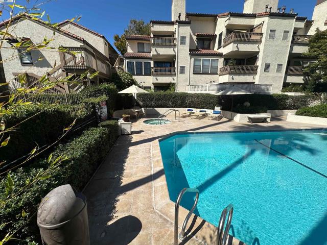 1222 S Villa Way, Walnut Creek, CA 94595 | MLS #41114 | Compass