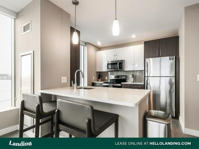 1222 W Madison St 2 Bedroom Apartment for Rent at 1222 W Madison St, Chicago, IL 60607 Near West Side