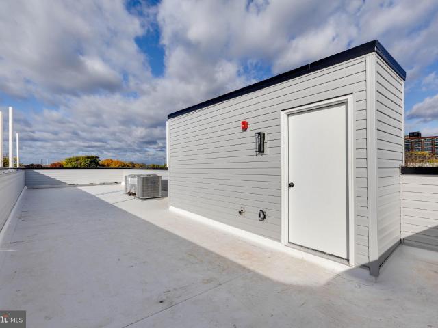 1222 W Silver St, Unit 3, Philadelphia, PA 19133 | Compass