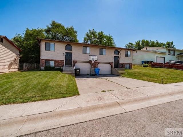 1222 1 Holman Ave, Pocatello, ID 83201