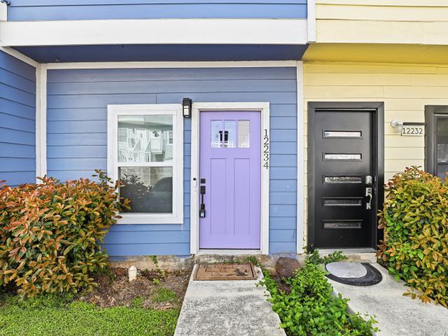 12234 Apricot Dr, San Antonio, TX 78247 | MLS #1949 | Compass