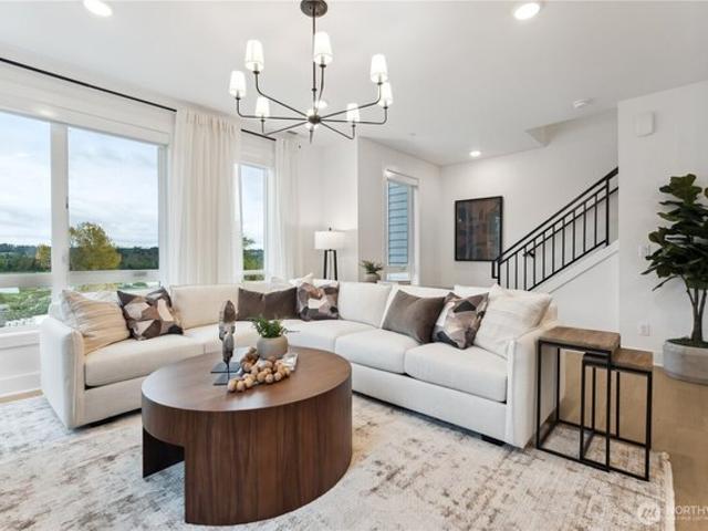 12235 th Pl NE Unit 1801, Redmond, WA 98052