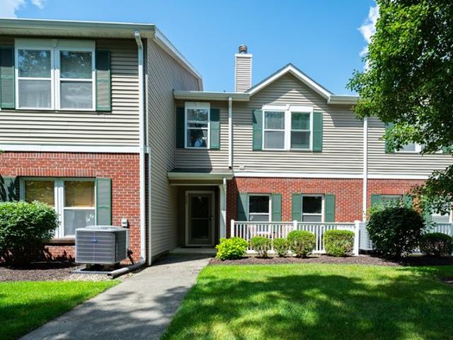 12235 Bubbling Brook Dr Unit 900, Fishers, IN 46038
